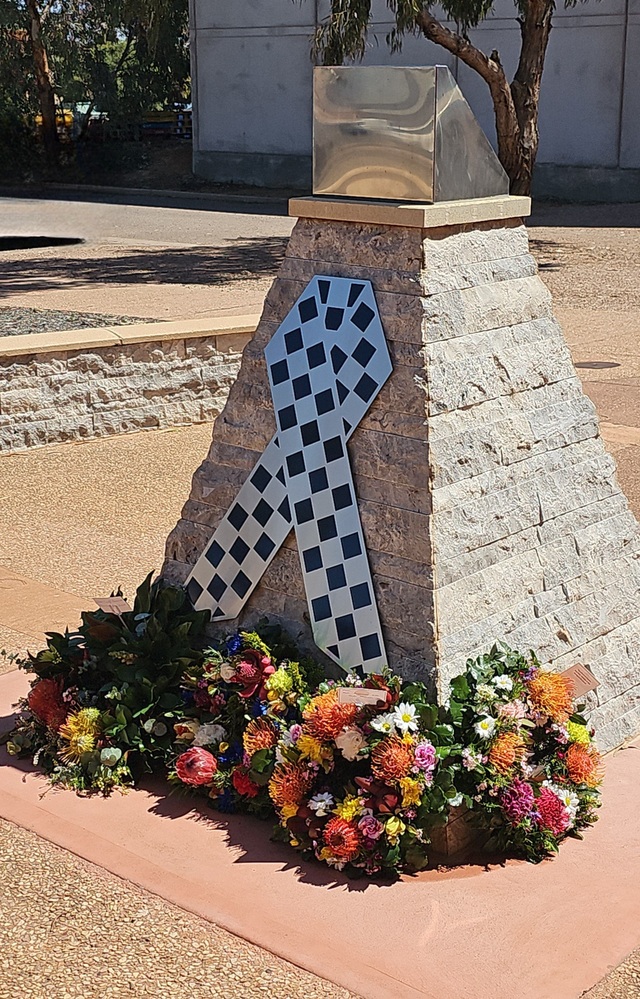 Port Augusta police hold Remembrance Day service | The Whyalla News