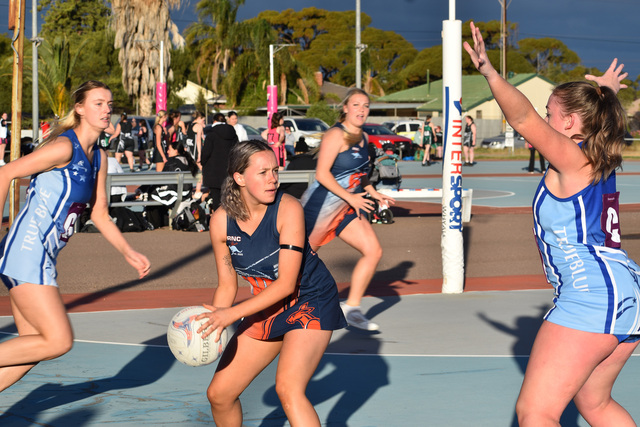 YCW beat Ravens in thriller | The Whyalla News