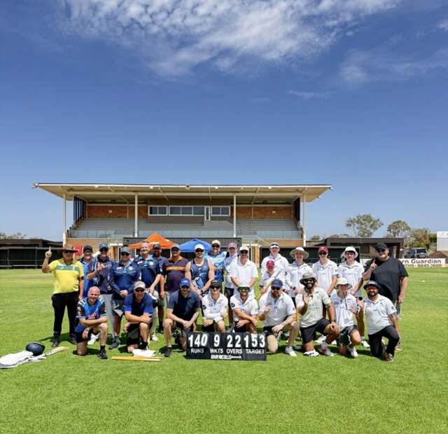 Roos celebrate with cricket | The Whyalla News